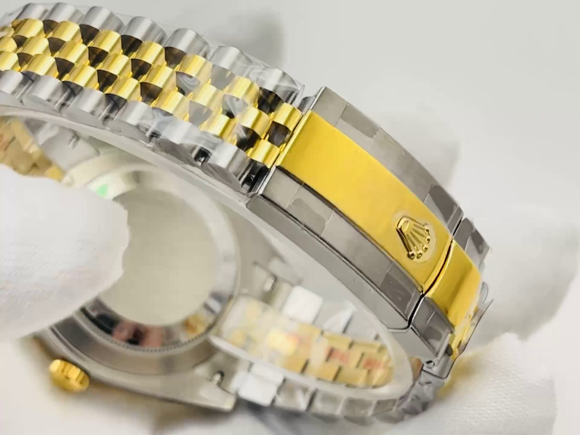Montre Rolex Datejust Réplique 41 mm lunette à dents de chien plaquée ...